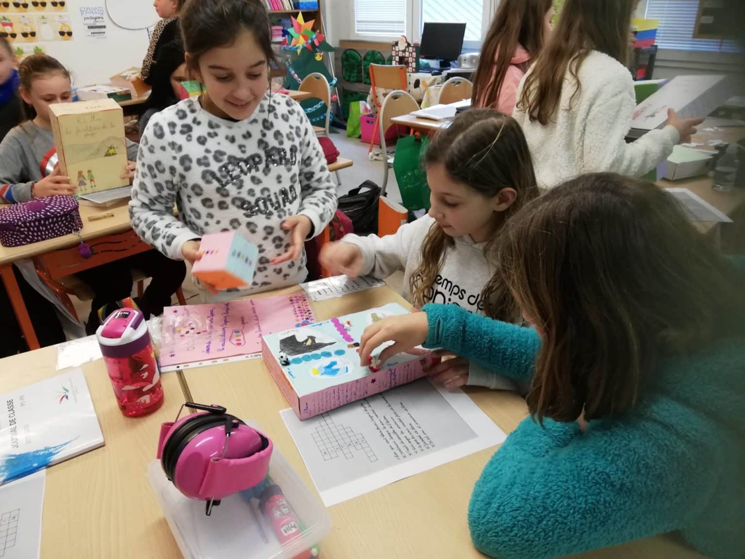 Présentation originale d'un livre au choix devant la classe ...