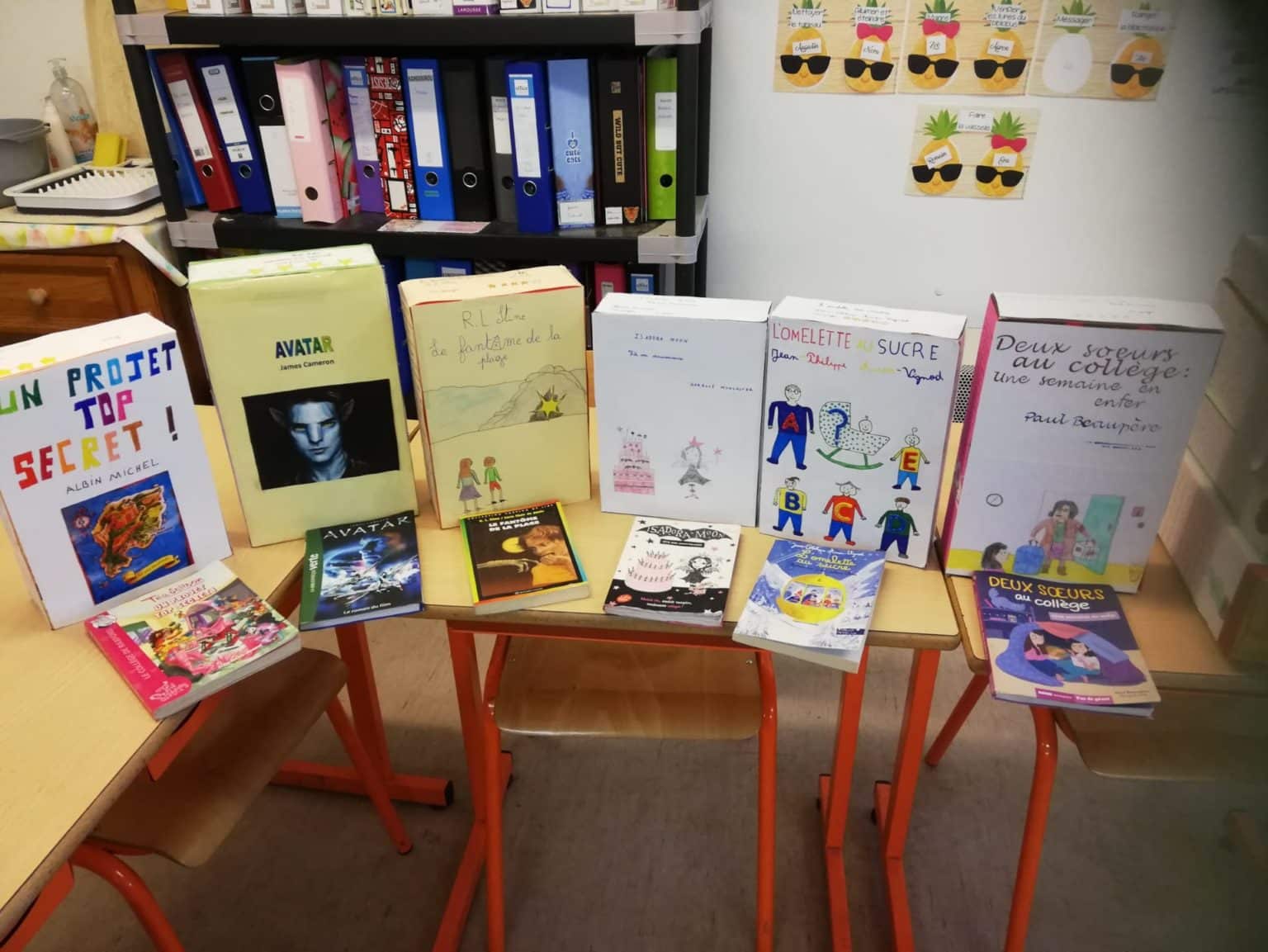Présentation originale d'un livre au choix devant la classe ...